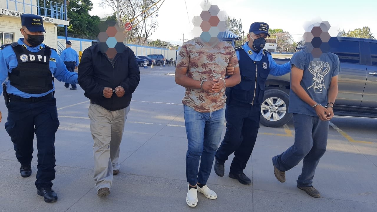 Caen otros tres coyotes hondureños cuando guiaban a haitianos y ...