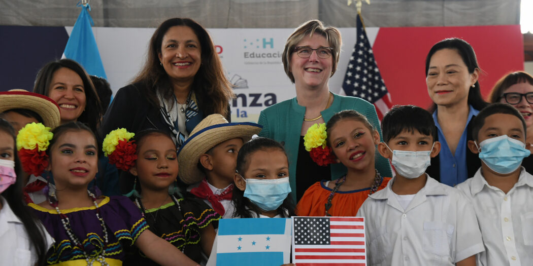 EEUU y Honduras fortalecerán la educación hondureña