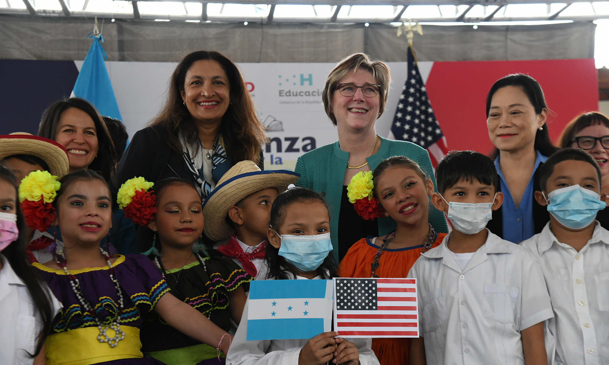 EEUU y Honduras fortalecerán la educación hondureña
