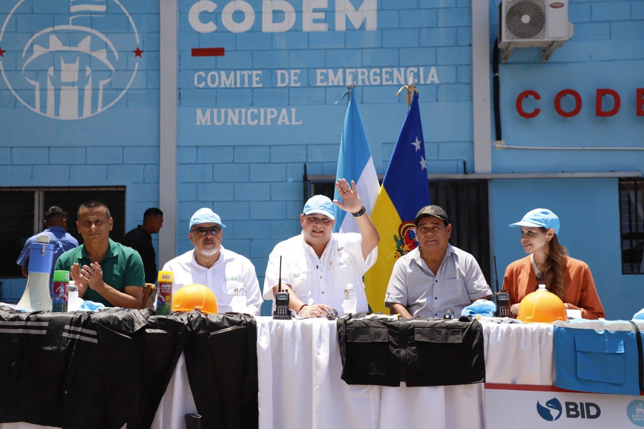 Codem recibe equipo para utilizar en emergencias en el Distrito Central ...